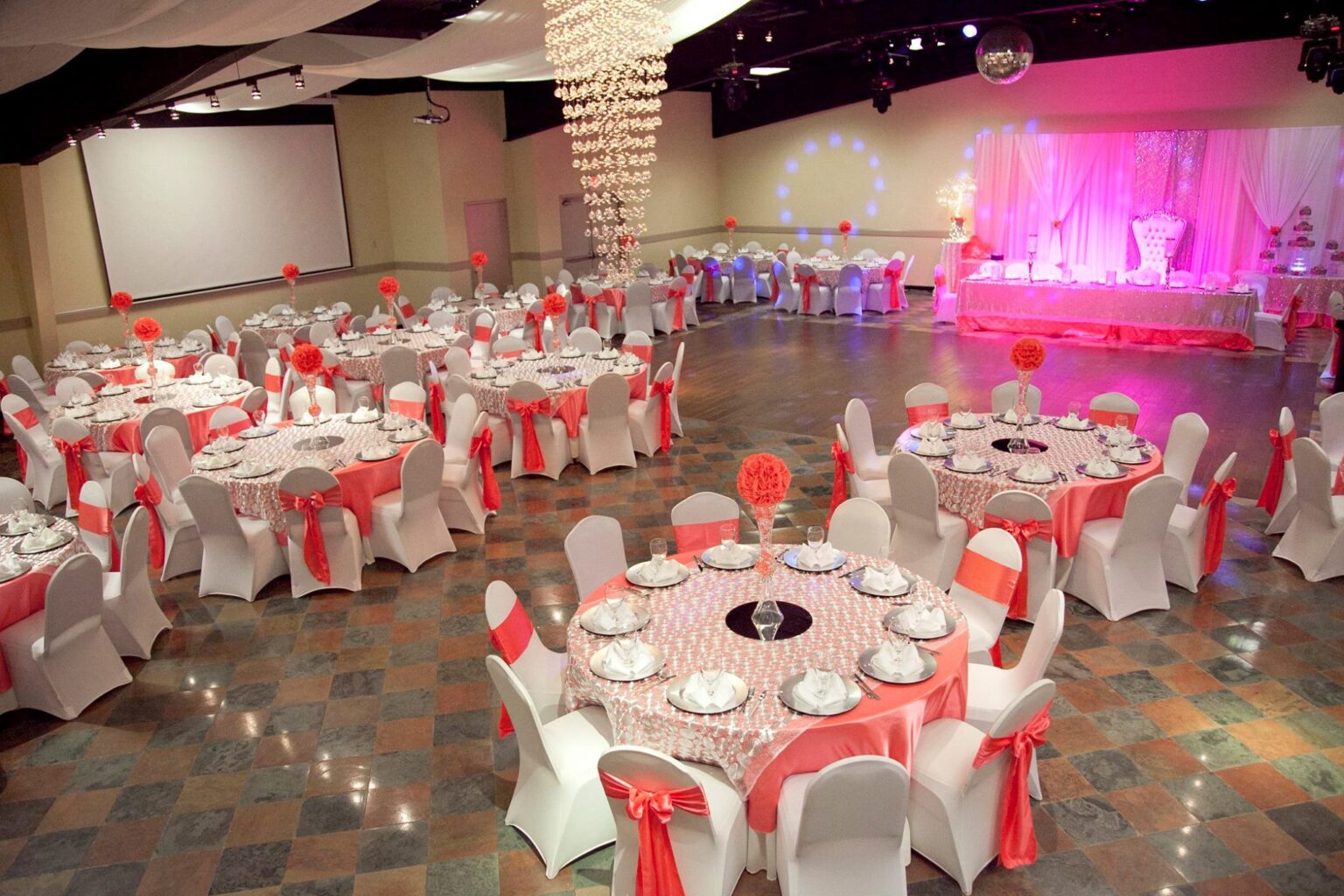 5 Entertainment Factors Azul Reception Hall Offers